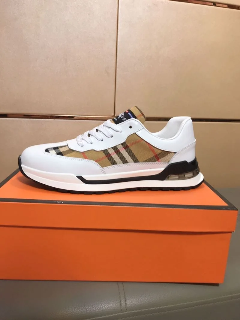 Burberry Low Shoes
