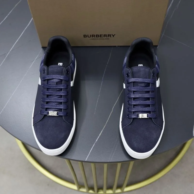 Burberry Low Shoes