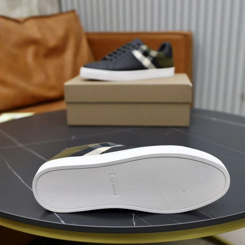 High accuracy Burberry Low Shoes