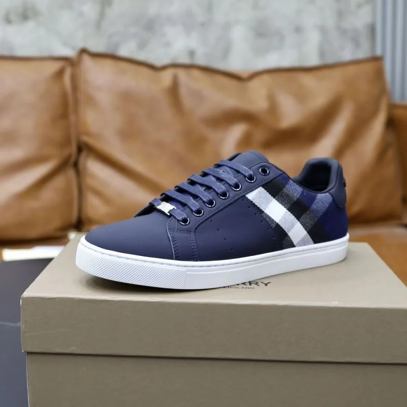 Official Burberry Low Shoes