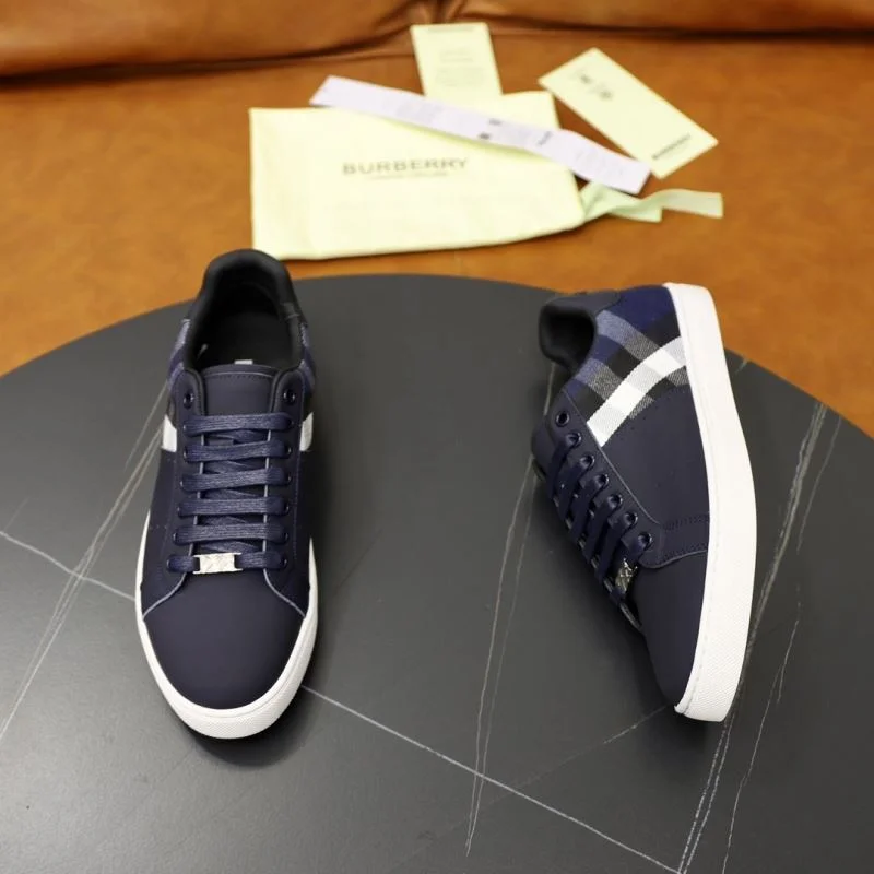 Official Burberry Low Shoes