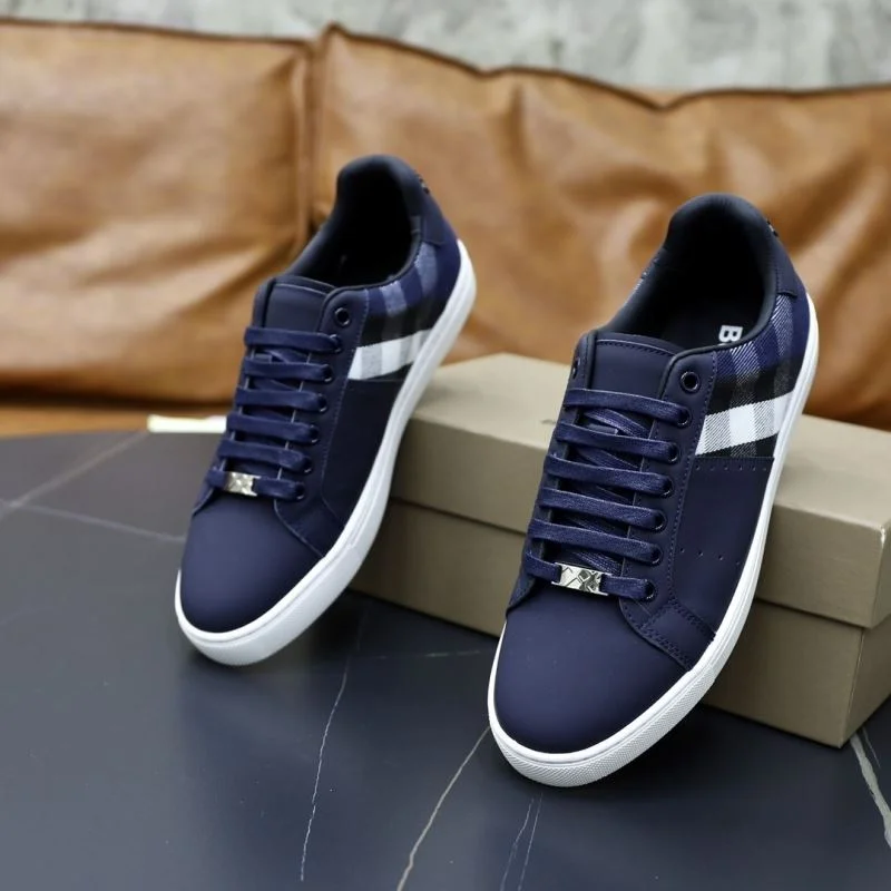 Official Burberry Low Shoes