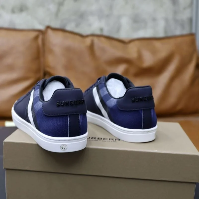 Official Burberry Low Shoes