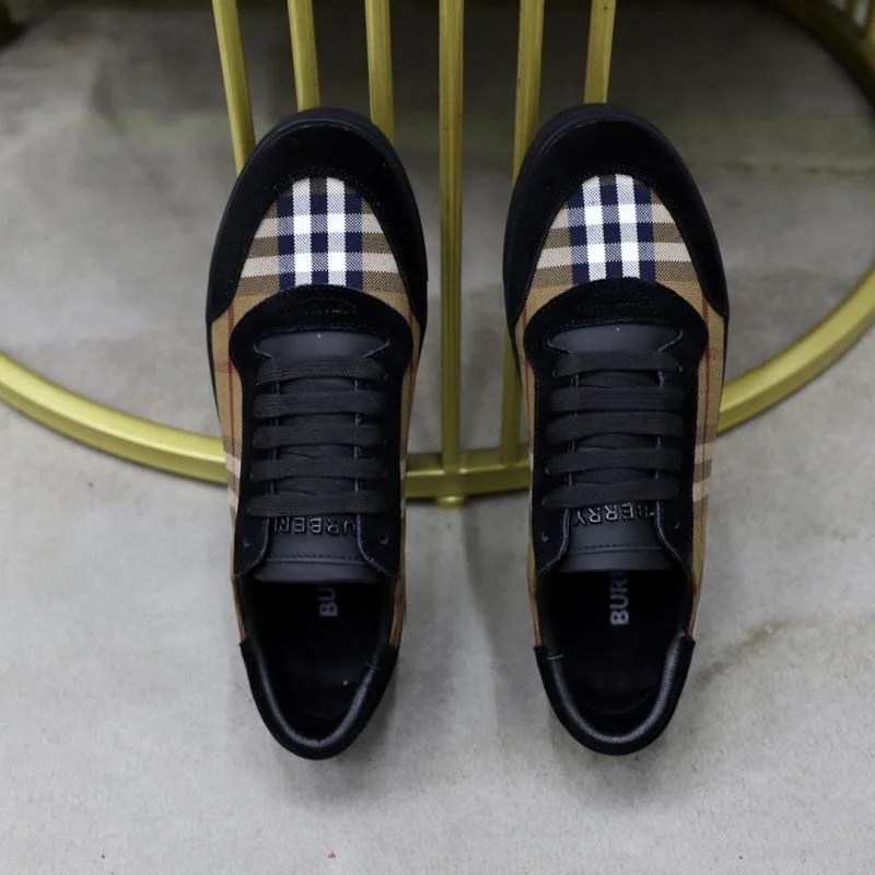 Real Burberry Low Shoes