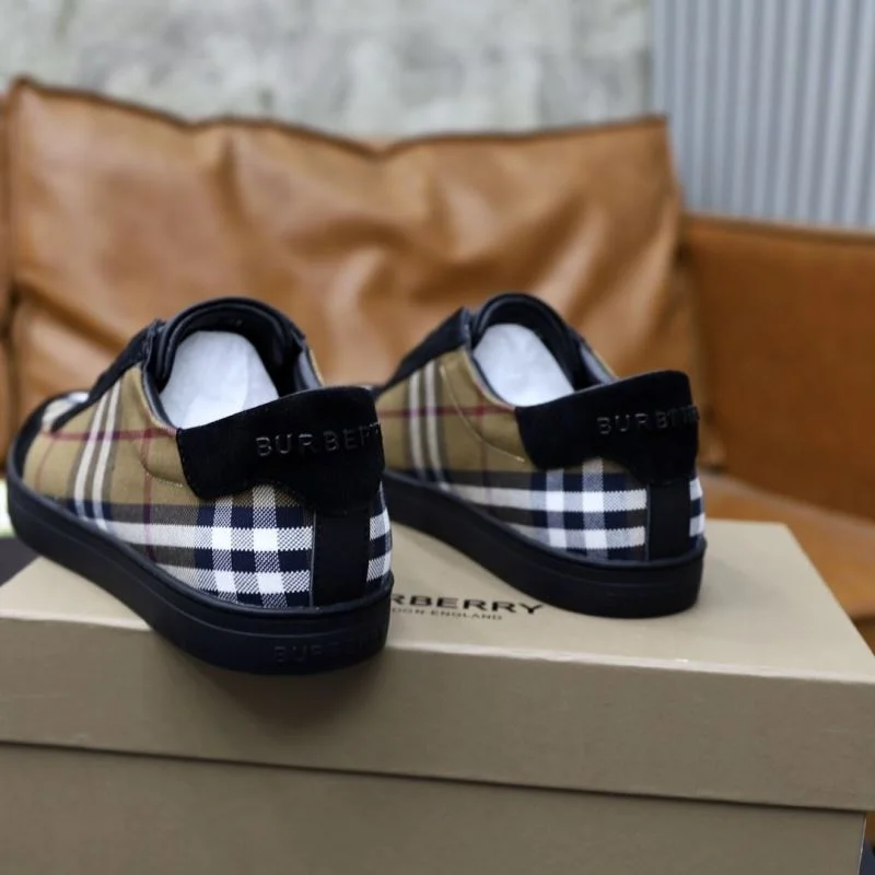 Real Burberry Low Shoes