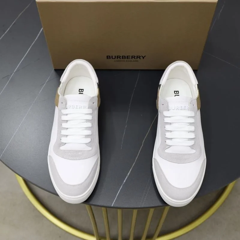 Burberry Low Shoes