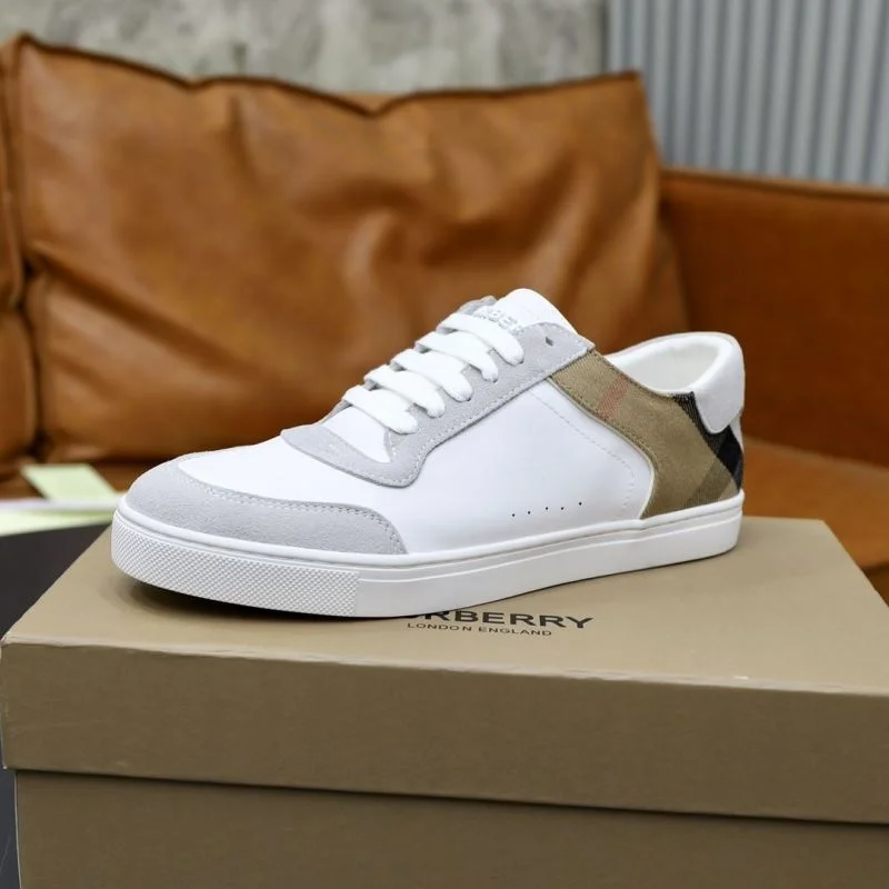 Accurate model Burberry Low Shoes