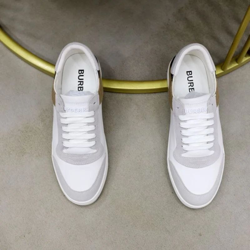 Accurate model Burberry Low Shoes
