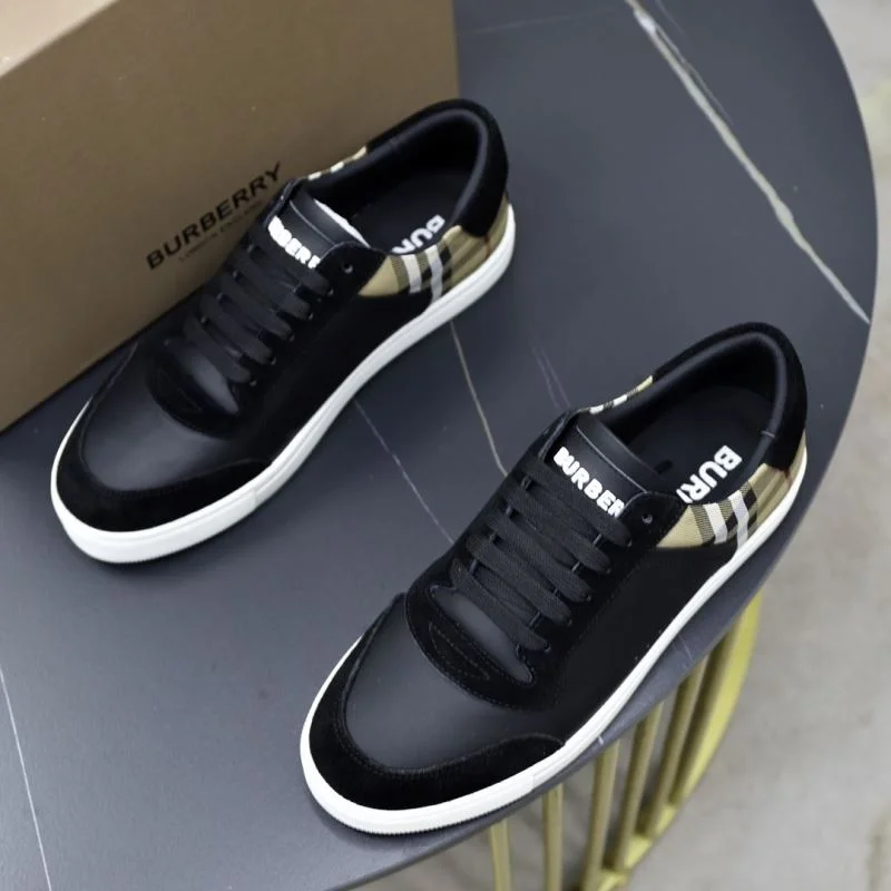 Legit Burberry Low Shoes