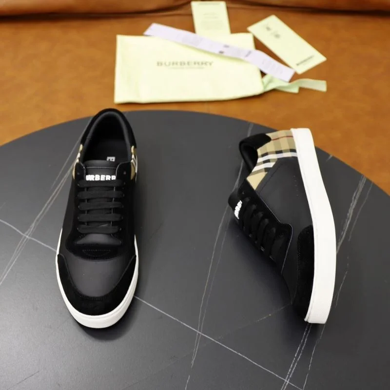 Legit Burberry Low Shoes