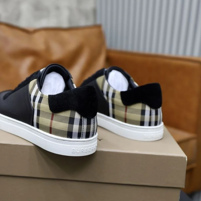 Legit Burberry Low Shoes