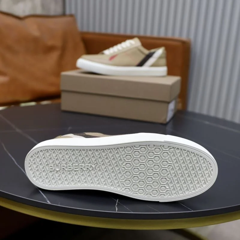 Mirror quality Burberry Low Shoes