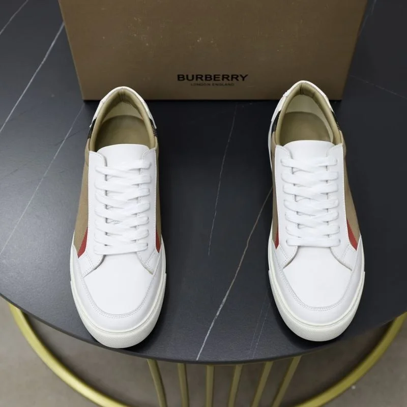 Burberry Low Shoes