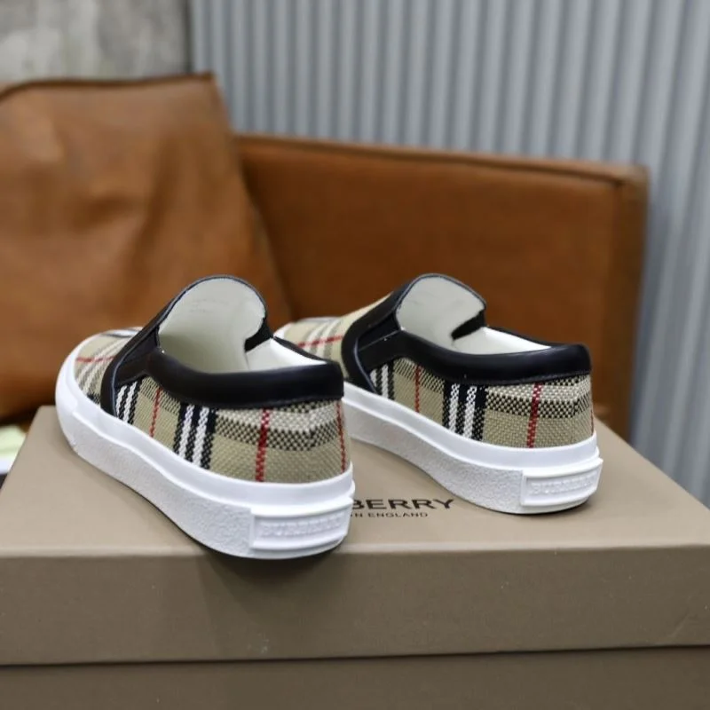 High accuracy Burberry Low Shoes