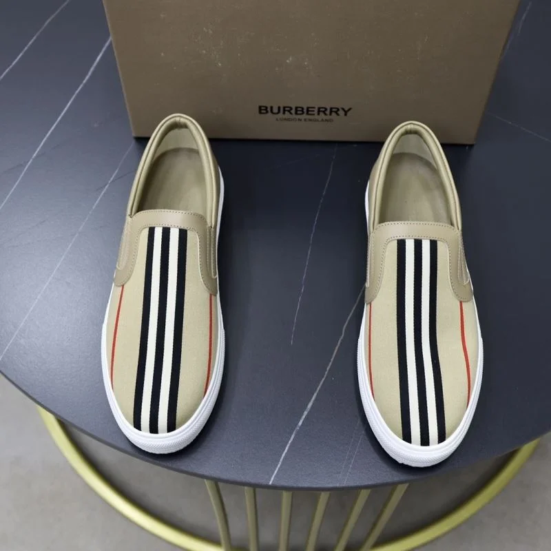 Burberry Low Shoes