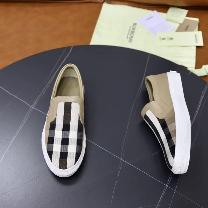 Bargain Burberry Low Shoes