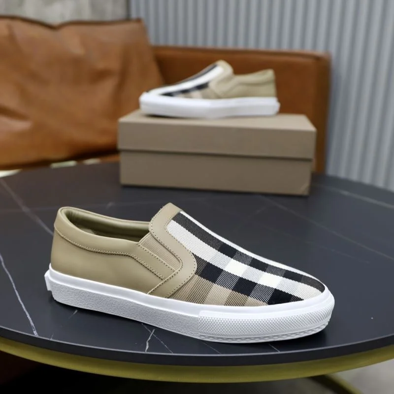 Bargain Burberry Low Shoes