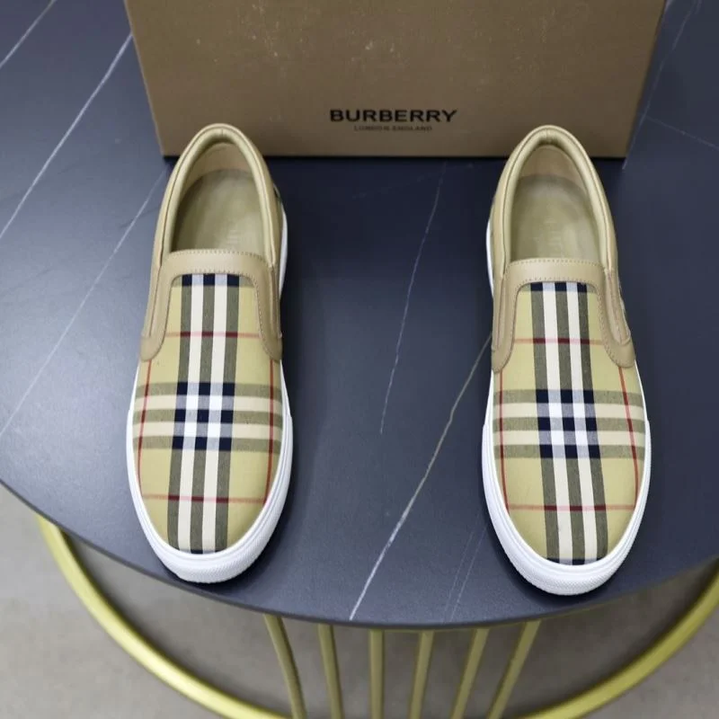 Burberry Low Shoes