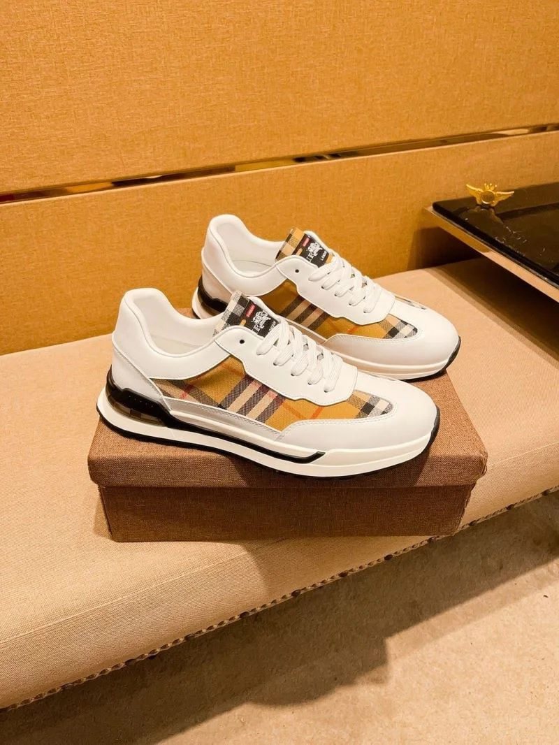 Burberry Low Shoes