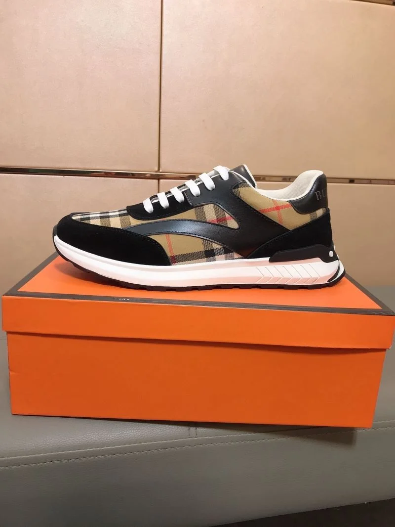 Burberry Low Shoes