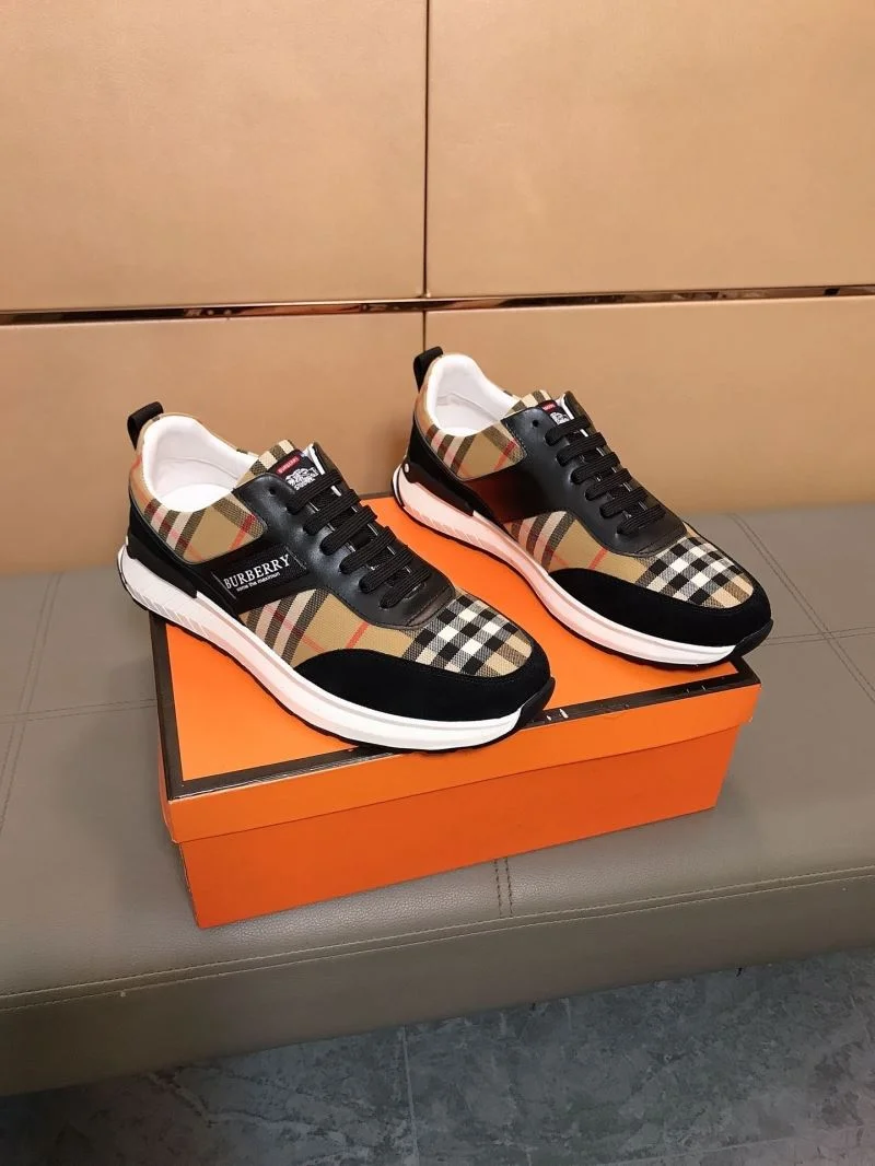 Legit Burberry Low Shoes
