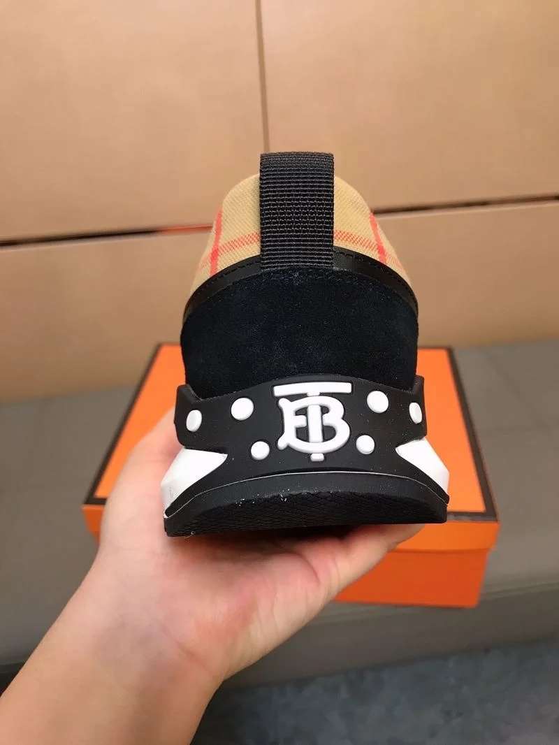 Legit Burberry Low Shoes