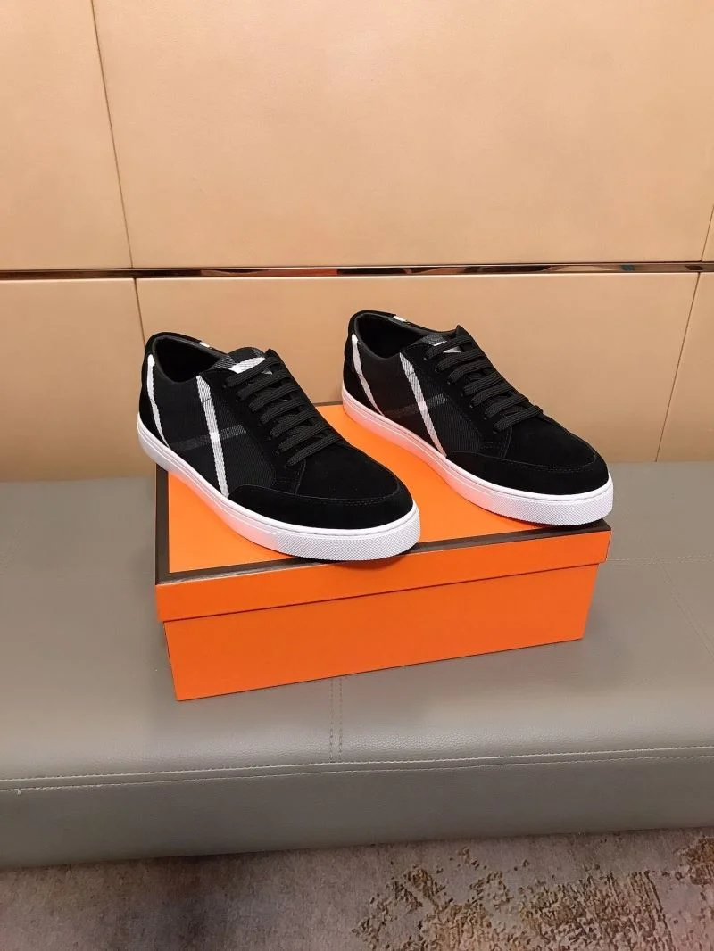 Original Burberry Low Shoes
