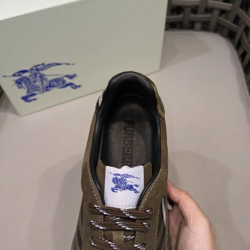 Low-cost Burberry Low Shoes