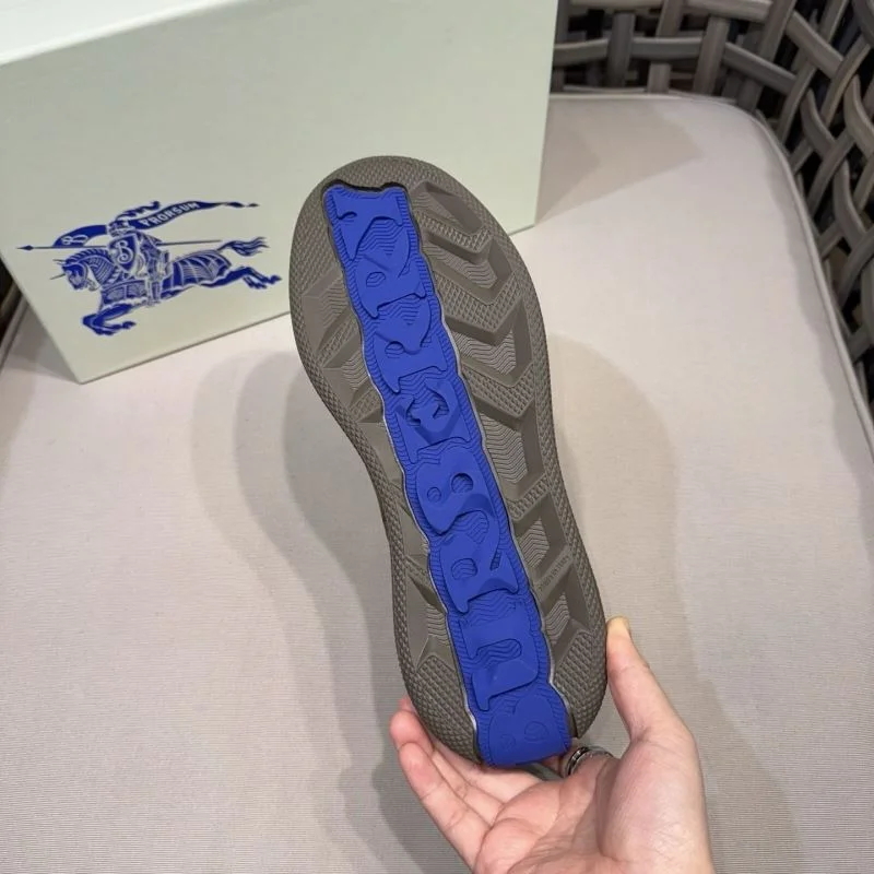 Low-cost Burberry Low Shoes