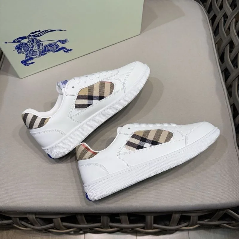 Value-priced Burberry Low Shoes