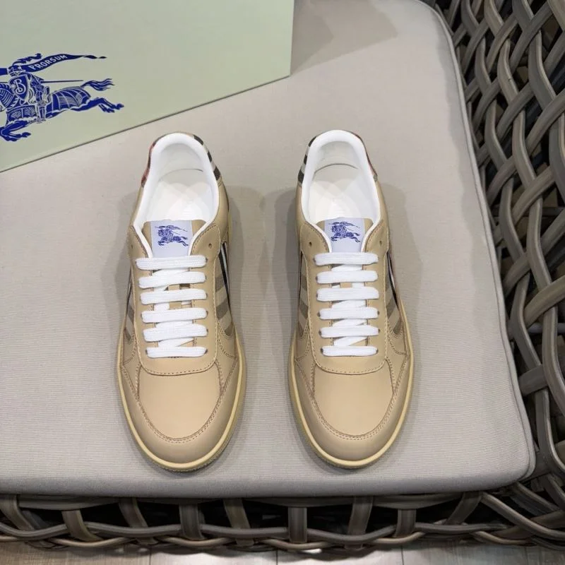 Burberry Low Shoes