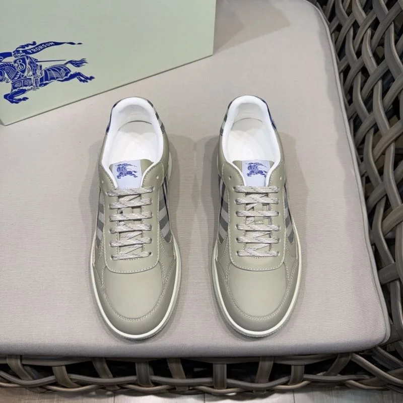 Burberry Low Shoes