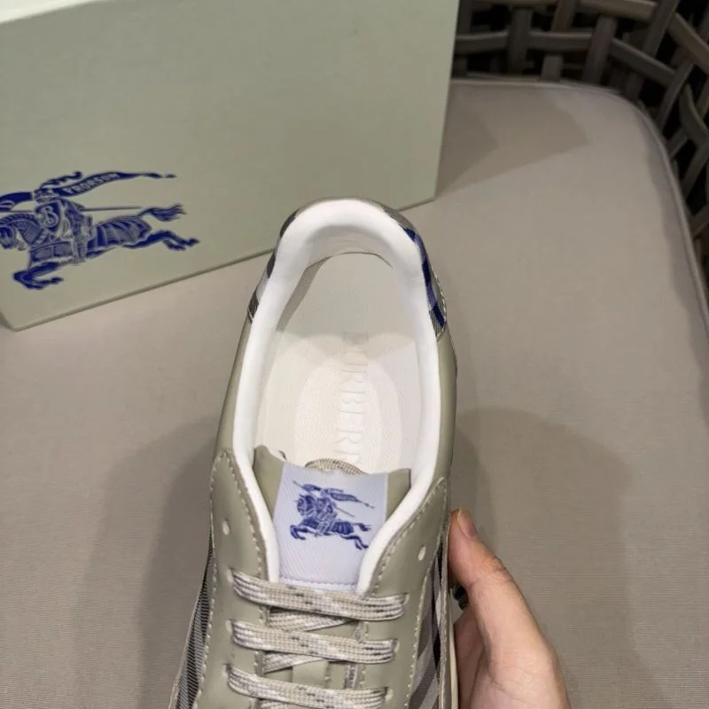 Low-cost Burberry Low Shoes