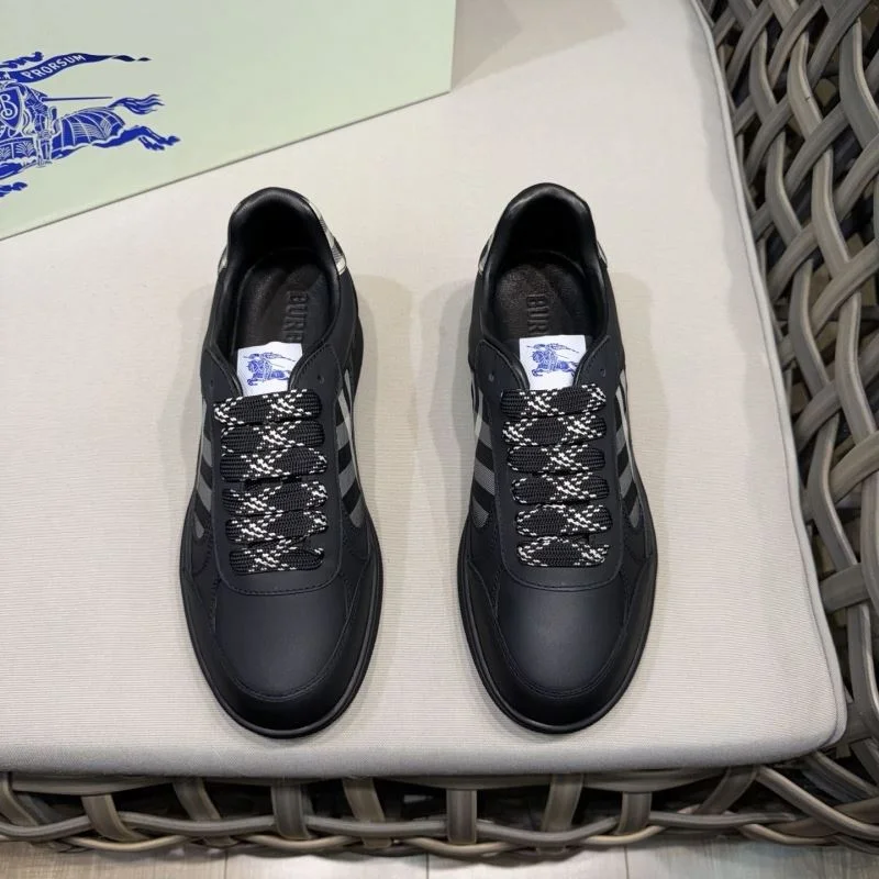 Burberry Low Shoes