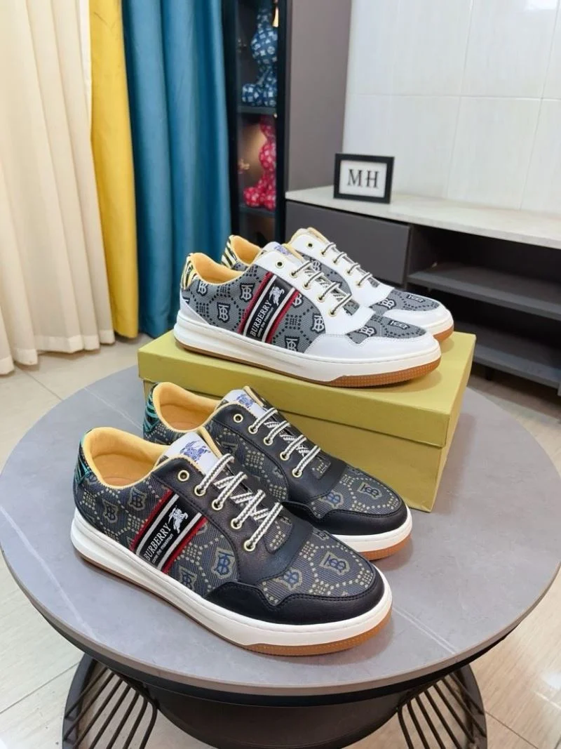 Burberry Low Shoes