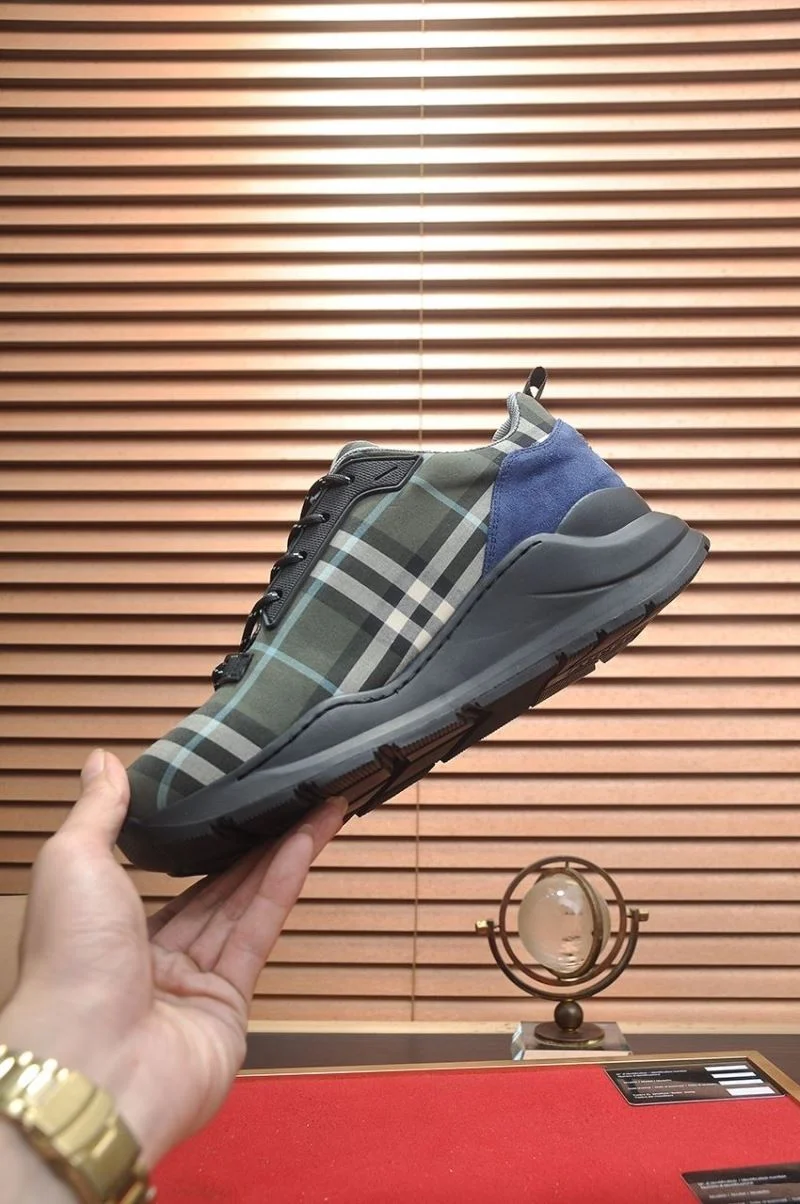 High fidelity Burberry Low Shoes