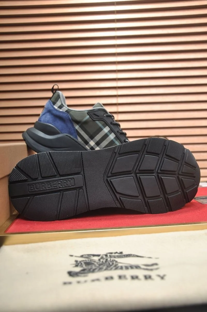 High fidelity Burberry Low Shoes