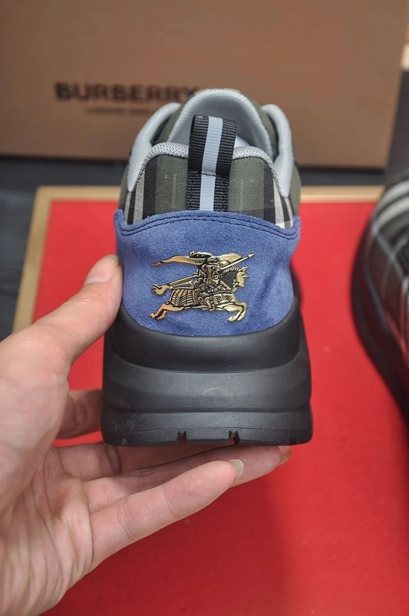 High fidelity Burberry Low Shoes