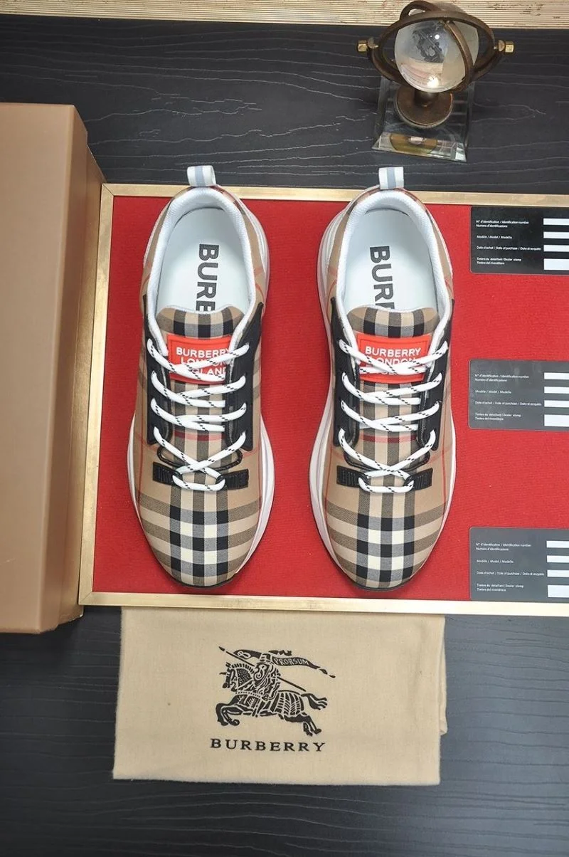 Mirror quality Burberry Low Shoes