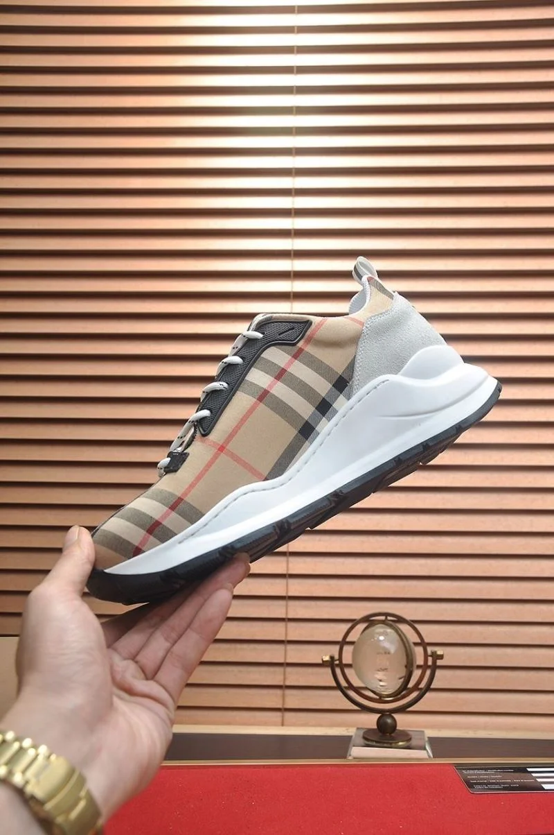 Mirror quality Burberry Low Shoes