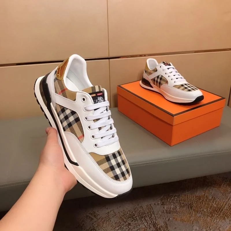 Exact replica Burberry Low Shoes