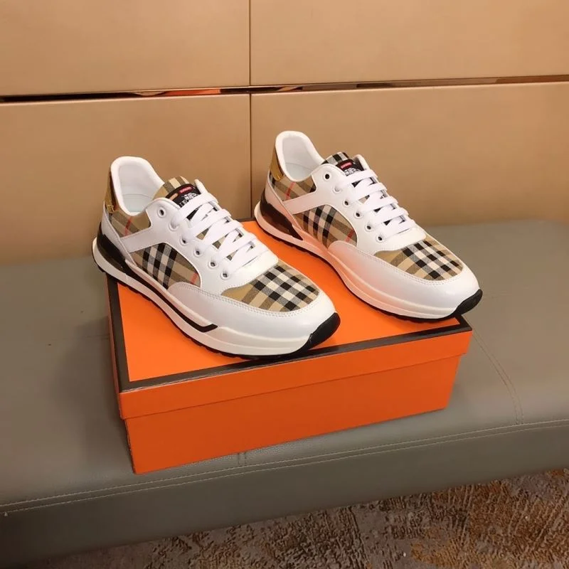 Exact replica Burberry Low Shoes