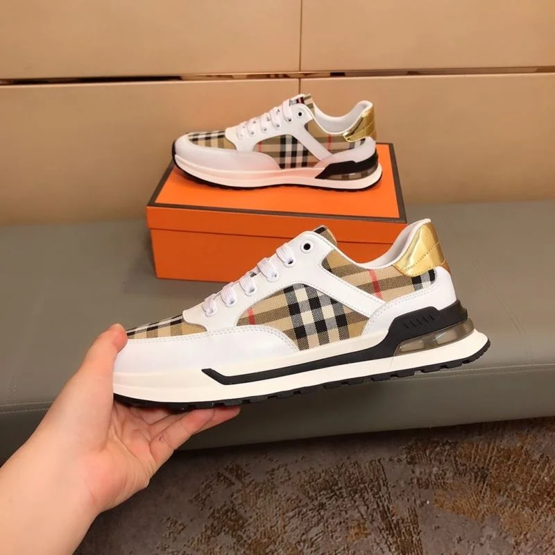 Exact replica Burberry Low Shoes
