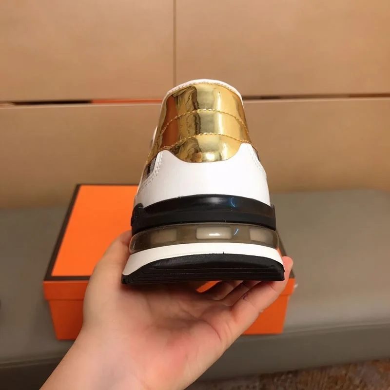 Exact replica Burberry Low Shoes