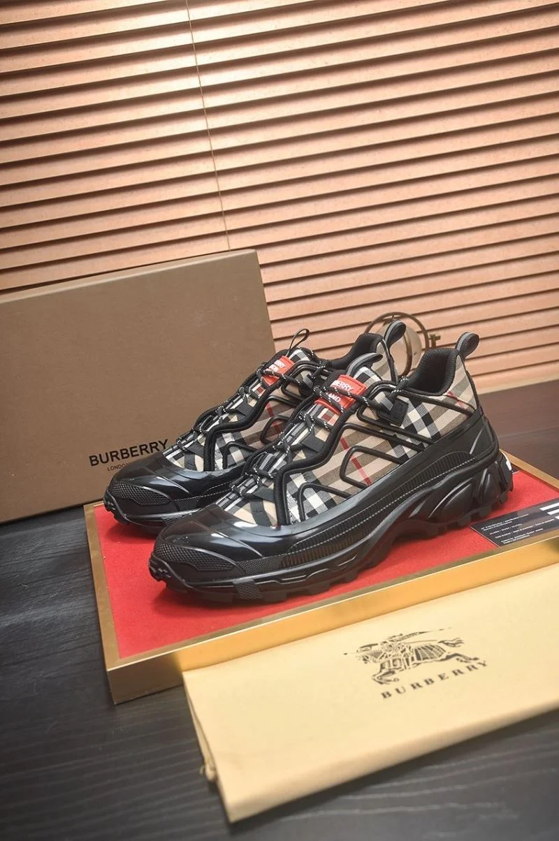 Brand-authenticated Burberry Low Shoes