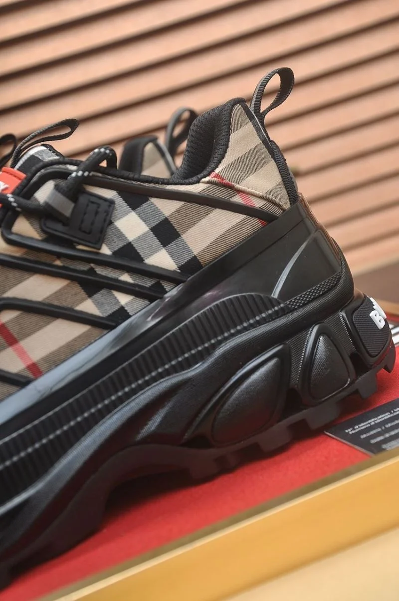 Brand-authenticated Burberry Low Shoes