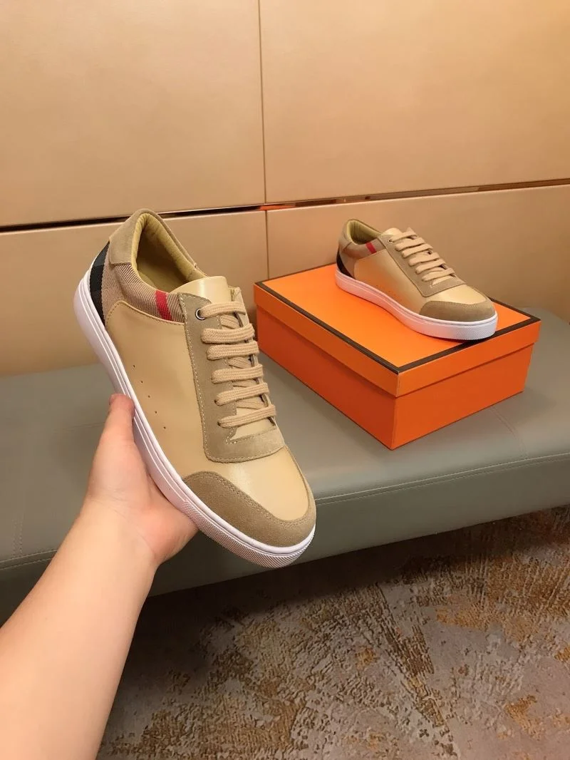 Value-priced Burberry Low Shoes