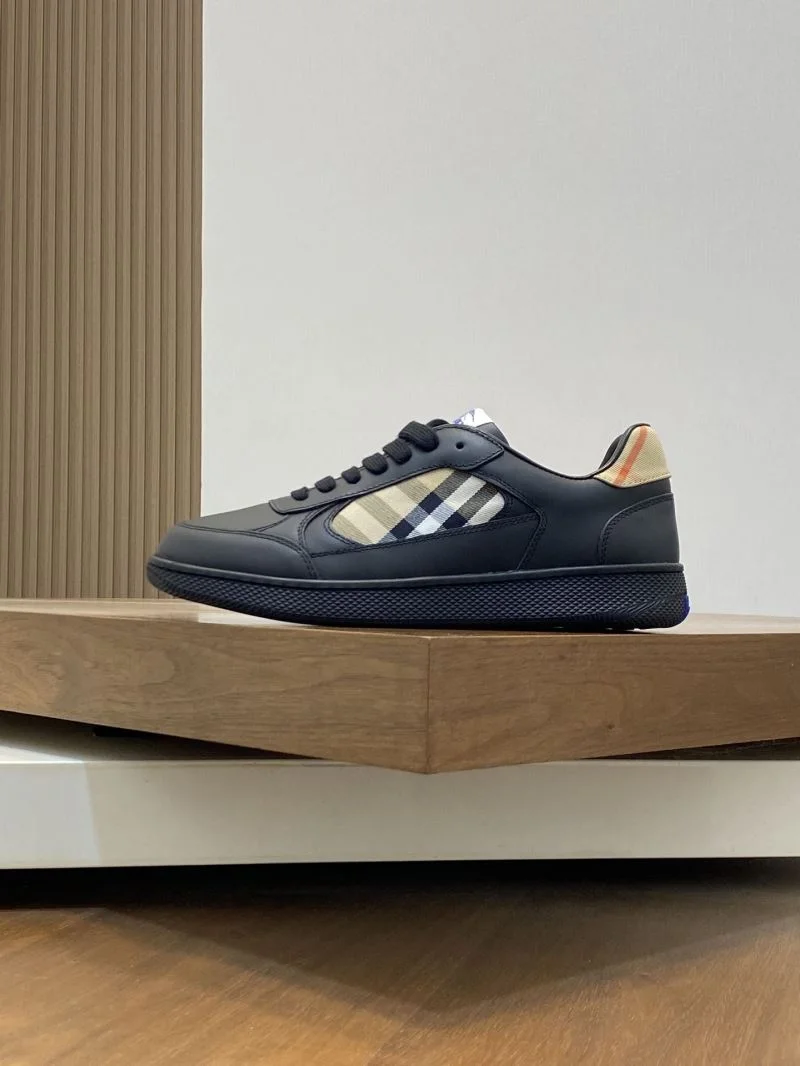 Low-cost Burberry Low Shoes