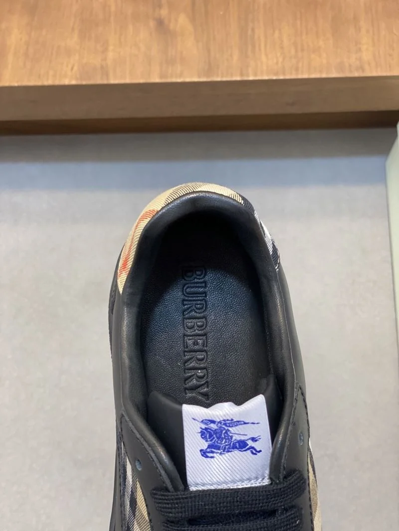 Low-cost Burberry Low Shoes