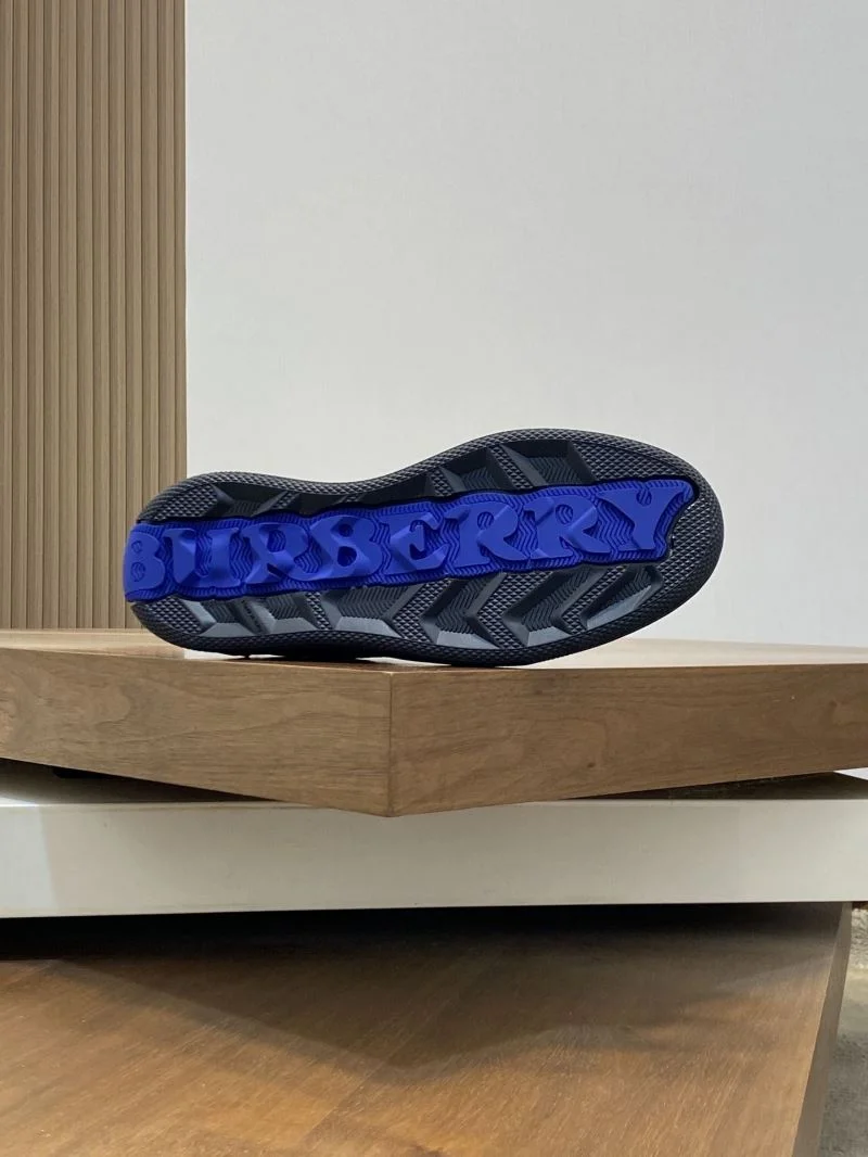 Low-cost Burberry Low Shoes